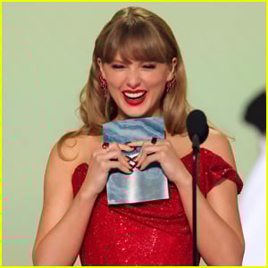 Taylor Swift Donates $1 Million to Feeding America for the Holidays ...