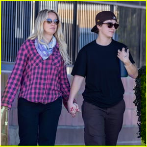 Anna Camp & Girlfriend Jade Whipkey Hold Hands During Day Out in L.A ...