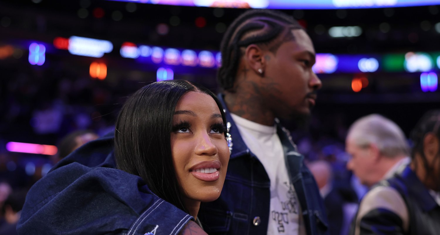 Cardi B Shares Alleged Text From Chef Who Accused Stefon Diggs of ...
