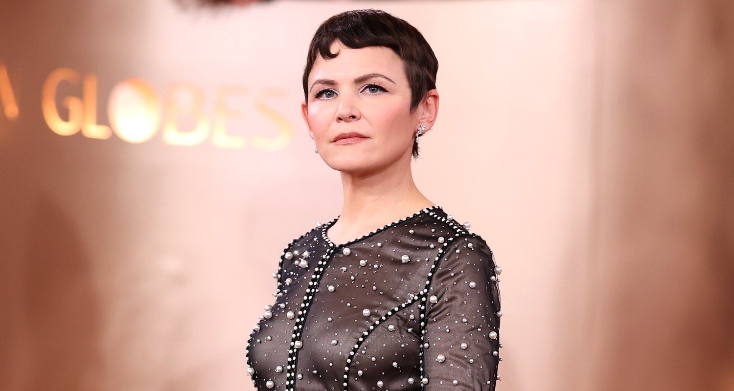 Ginnifer Goodwin Wears Dress Covered with Pearls to Golden Globes 2026 ...