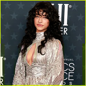 Odessa A’zion Responds to Rumors That Her Curly Hair is a Wig | Odessa ...