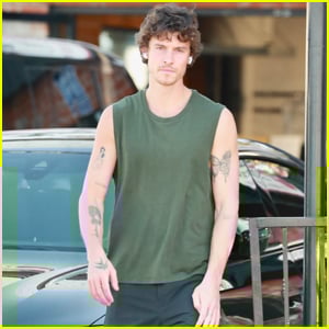 Shawn Mendes Shows Off His Arms During Day Out in L.A. | Shawn Mendes ...